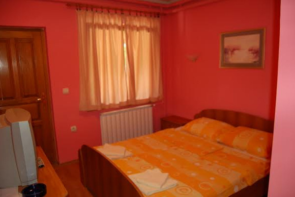 GOSTIONA SPLAV DUNAVAC FUTOG | IPA Regija Novi Sad GOSTIONA SPLAV ...